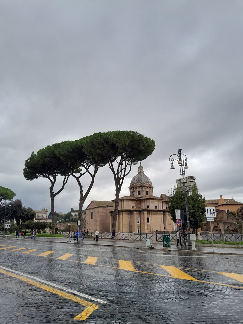 Rome on a Budget (Top Tips for 2024) - Discover Italy